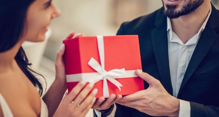 Rencontrer un Sugar Daddy en France 2023 - Vérifié